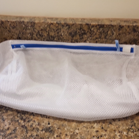 Norwex | Other | Norwex White Mesh Laundry Bag With Blue Zipper | Poshmark